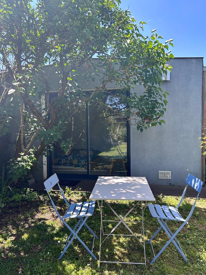 Maisonnette, Calme (25 M Puy Du Fou)proche Thales - Cholet