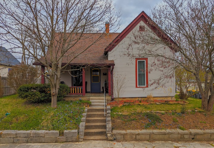 Modern Historic Home In The ♥ Of Bloomington! - Bloomington, IN