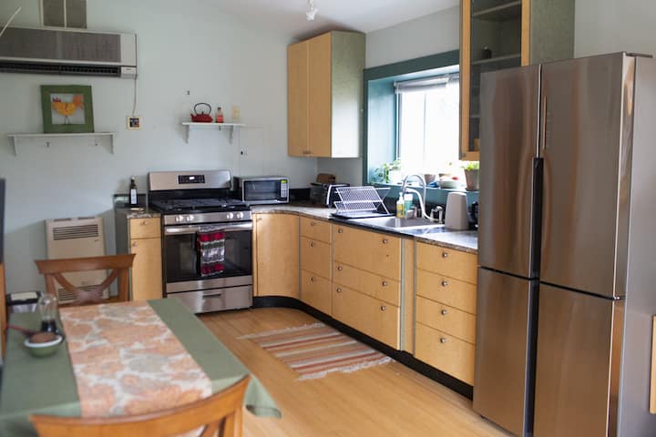 Peaceful Creekside Cottage! - Hudson Valley, NY