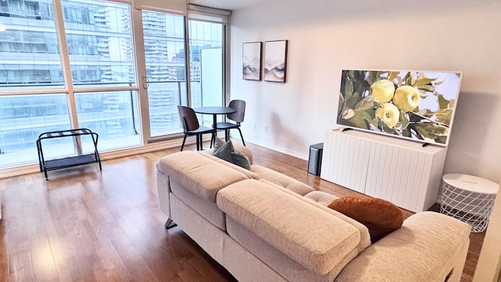 Fifa Ready: Downtown Toronto's Ultimate Fan Stay - Toronto