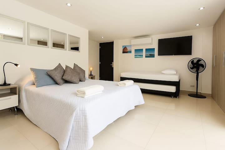 Modern Loft In El Poblado Air Conditioning, 500 Mb - Medellín