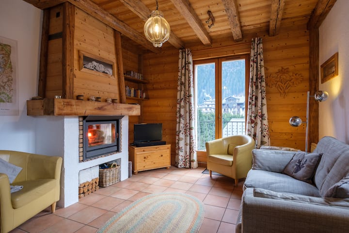 Charming 2 Bed Apartment In Central Location - Chamonix-Mont-Blanc