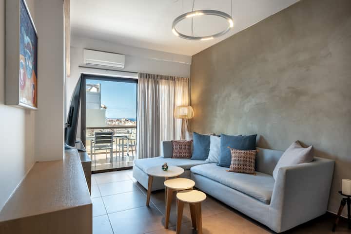 Center Apartment With Harbour Sea View - Chania