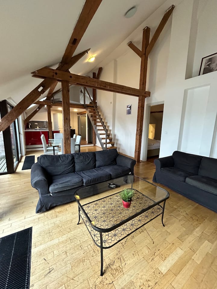 Stunning River View Apartment ★★★★★ - Prague