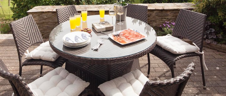 Luxury Rural Barn With Sweeping Views, - Tregony