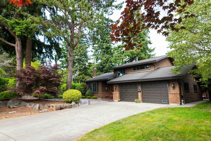 Coastal Cozy Suite White Rock - White Rock