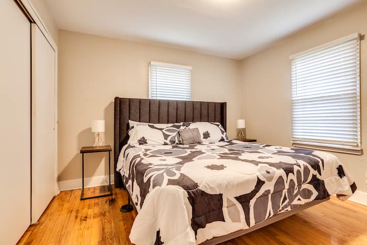 Amazing Location! Sokno Near Ft. Dickerson Park - Knoxville, TN