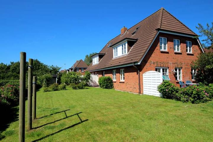 Föhr Midlum
Friesland Bis 6 Personen
Oder Eg Für2 - Amrum