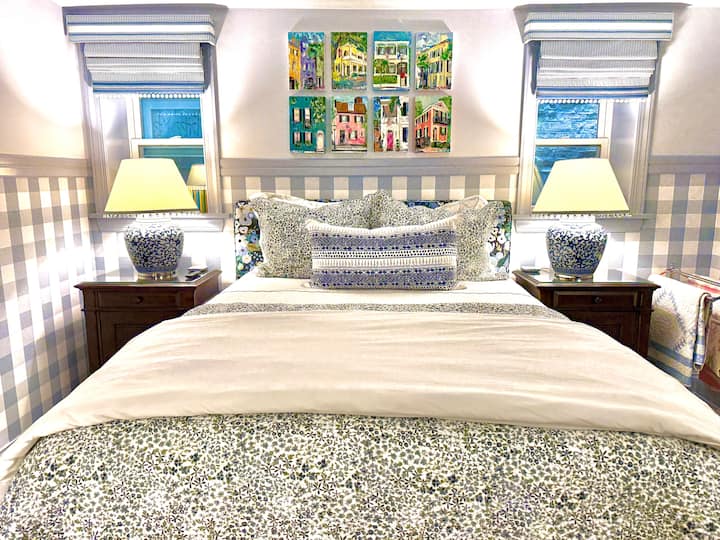 Luxe, Private Suite W/own Entrance-2023 Renovated - Chicago