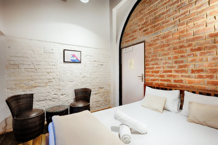 Ith • Stylish Ground-floor Room Near Train Station - Varanasi