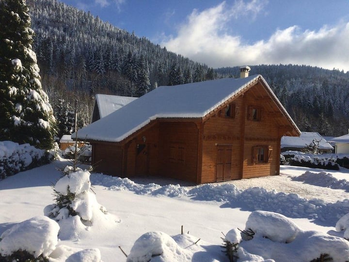 Chalet, Jacuzzi, Sauna Et Wifi, Terrain Clôturé - La Bresse