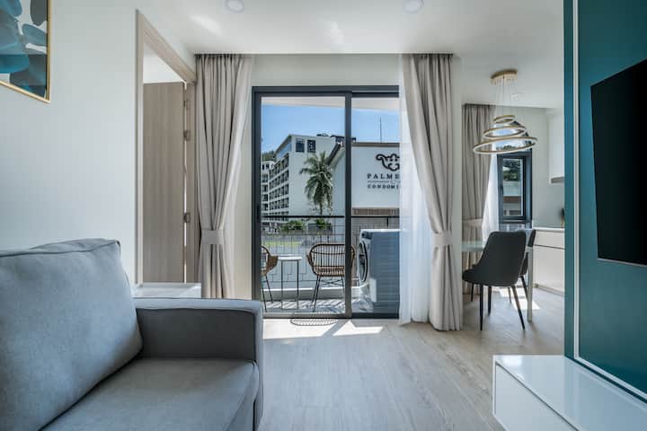 Palmetto Park: One-bedroom Apartment City View - Kata Beach