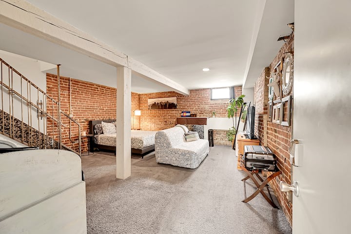 Capitol Hill Loft - Walking Distance To Everything - Denver, CO