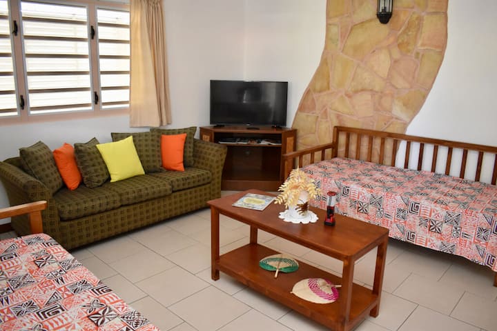 Aito 2 In Muri - Rarotonga