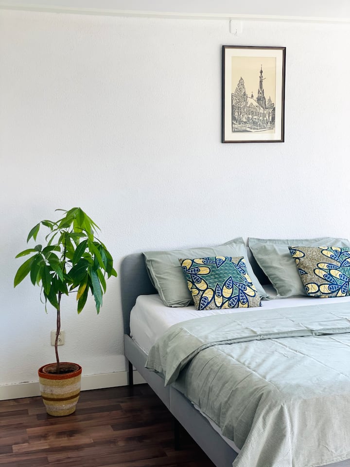 Bright Home With Sunny Garden In Breda - Breda