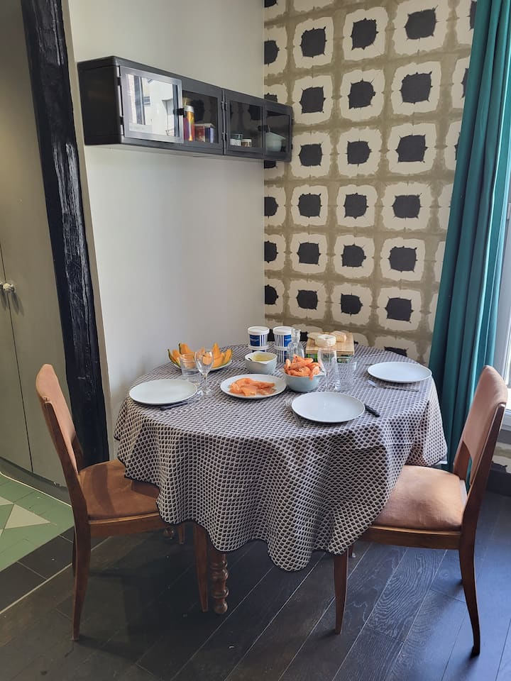 2 Pièces Proche Rue De Levis -Batignolles 4 Pers! - Paris 1er Arrondissement