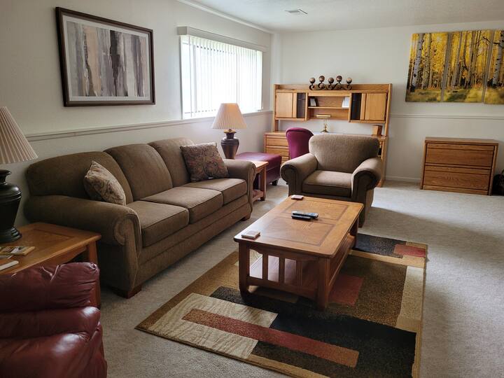 Western Hospitality On Casper's Eastside - Casper, WY