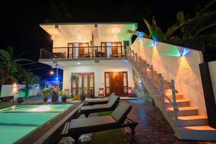 White Star Villa -  Deluxe Double Room No 2 - Hikkaduwa