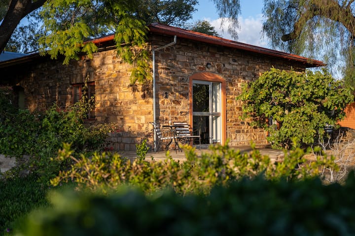 The Farmhouse Suite At Krumhuk - Namibia
