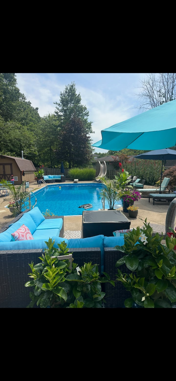 Serenity&sangria Heatedpool Open/hot Tubgame Table - Parma, OH