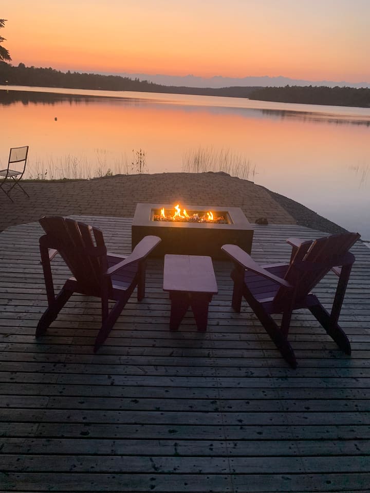 Blue Heron Cottage On Crooked Lake - Nova Scotia