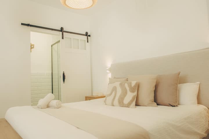 Naos Apartment Ii - Beachside & Downtown Stay - El Palmar de Vejer