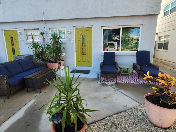 Cocoa Beach Family Home By The Ocean - Cocoa Beach, FL