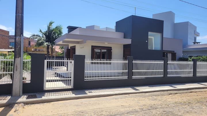 Excelente Casa Para Aluguel Em Torres - Torres