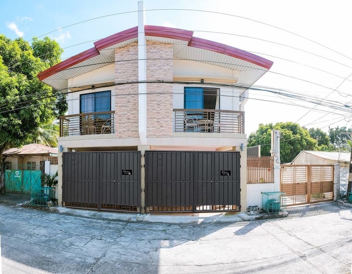Carmen's Place B: 4-rm Duplex, Gated, Safe, Homey - Philippines