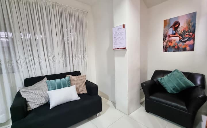 Carmen's Place B: 4-rm Duplex, Gated, Safe, Homey - Bacolod