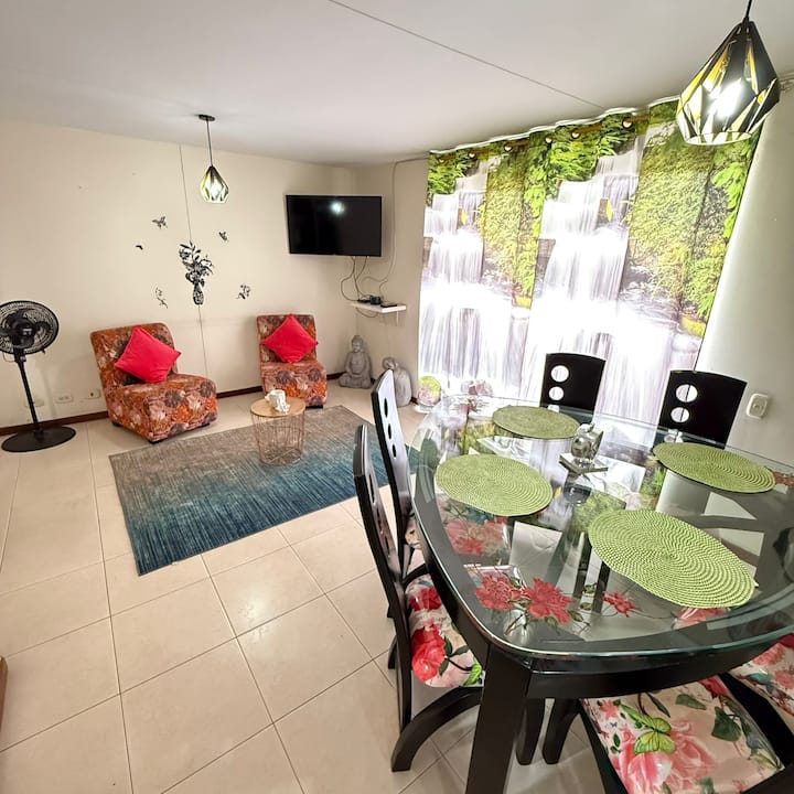 St8 Espect. Diagonal A Jardín Plaza, Parking - Cali