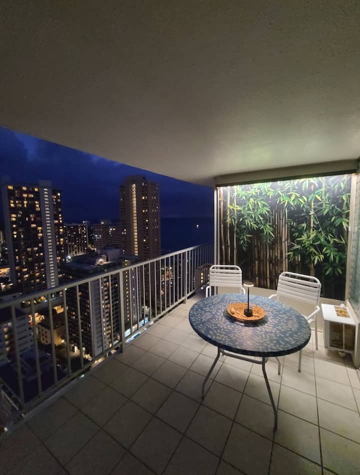 Rooftop Sky Tracker Sw Pool Jaccuzi_gas Bbq Grills - Honolulu