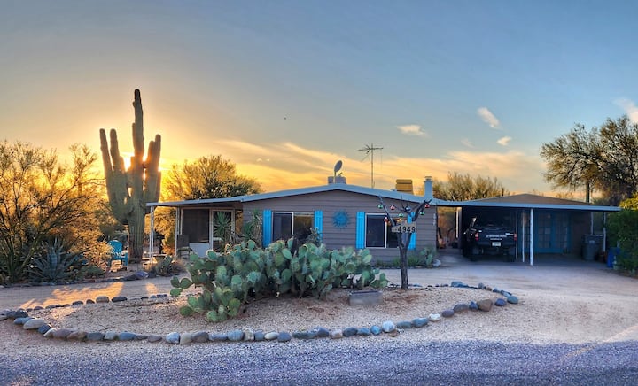Secluded Rustic Desert Home In Cave Creek - Cave Creek