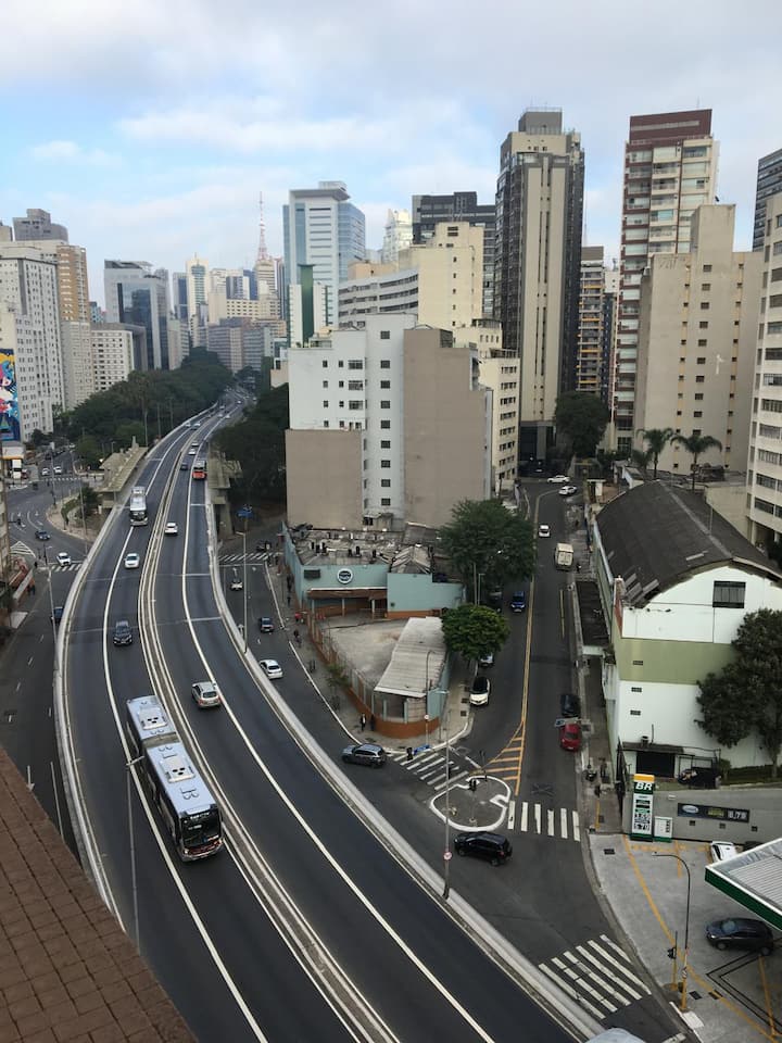Excelente Localização Av 9 De Julho Perto Paulista - Liberdade