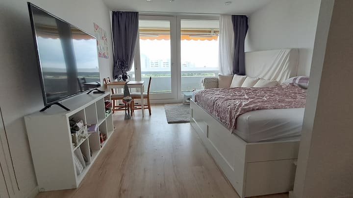 Cozy Sunset Studio With Balcony In Olydorf - Munich