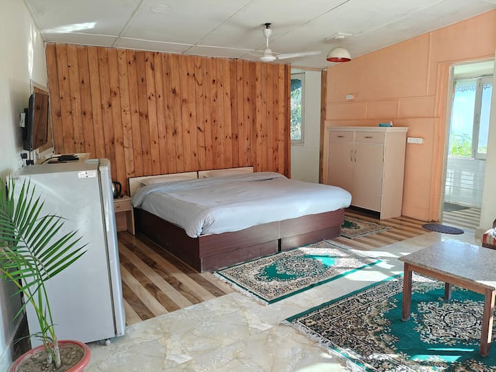 The Couple's Suite - Mussoorie