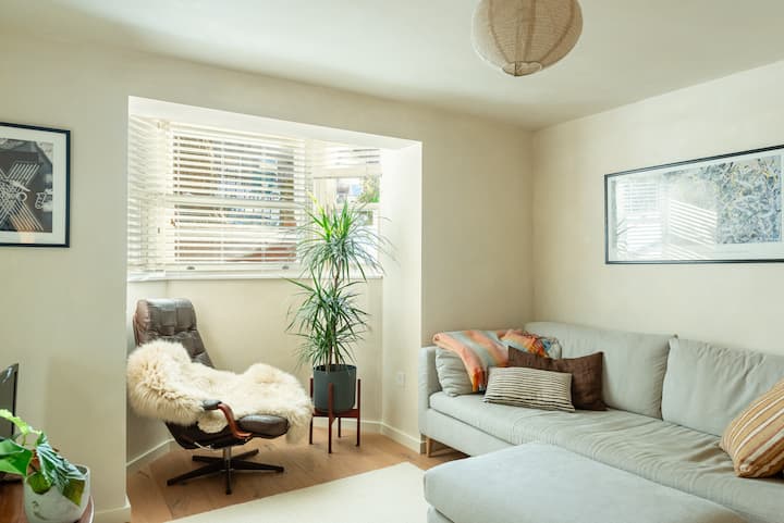 Stoke Newington With Garden, Newly Renovated - London