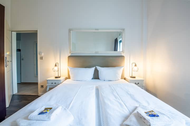 Nieb By Rockchair| Cozy Fam &Business Apt 3br 3bäd - Berlin