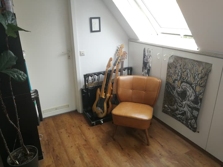 Cozy 1room Top Floor Apartment Köln Ehrenfeld - Cologne