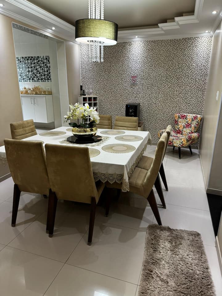 2 Km Do Aeroporto De Guarulhos - Guarulhos