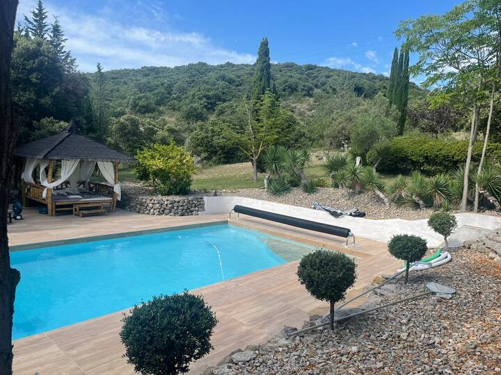 Maison Avec Piscine, Entre Vignes Et Garrigues. - La Boissière