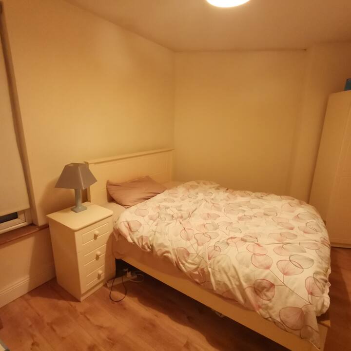 Nice Room Close To The City - Cork