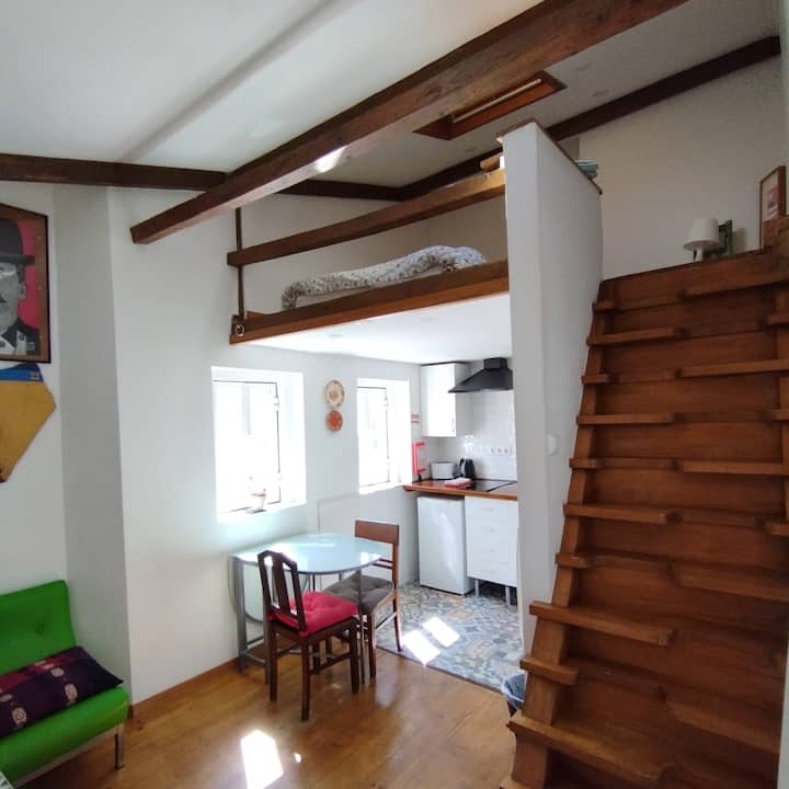 Duplex In Mouraria - Center City- Perfect For 2 - Lissabon