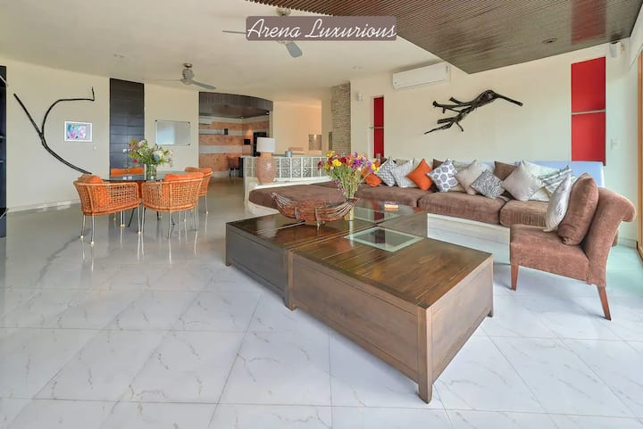 Beach Front, 6 Bedrooms, Luxurious - Bucerías