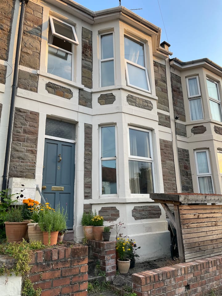 3 Dbl Bed House By The Park - Bristol