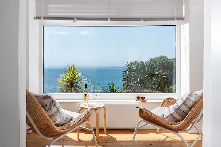 Coastguards - Apartment With Sea Views In Falmouth - St Mawes