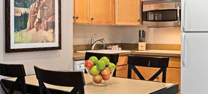 Handicap Accessible One-bedroom Condo - Sleeps 4 - 