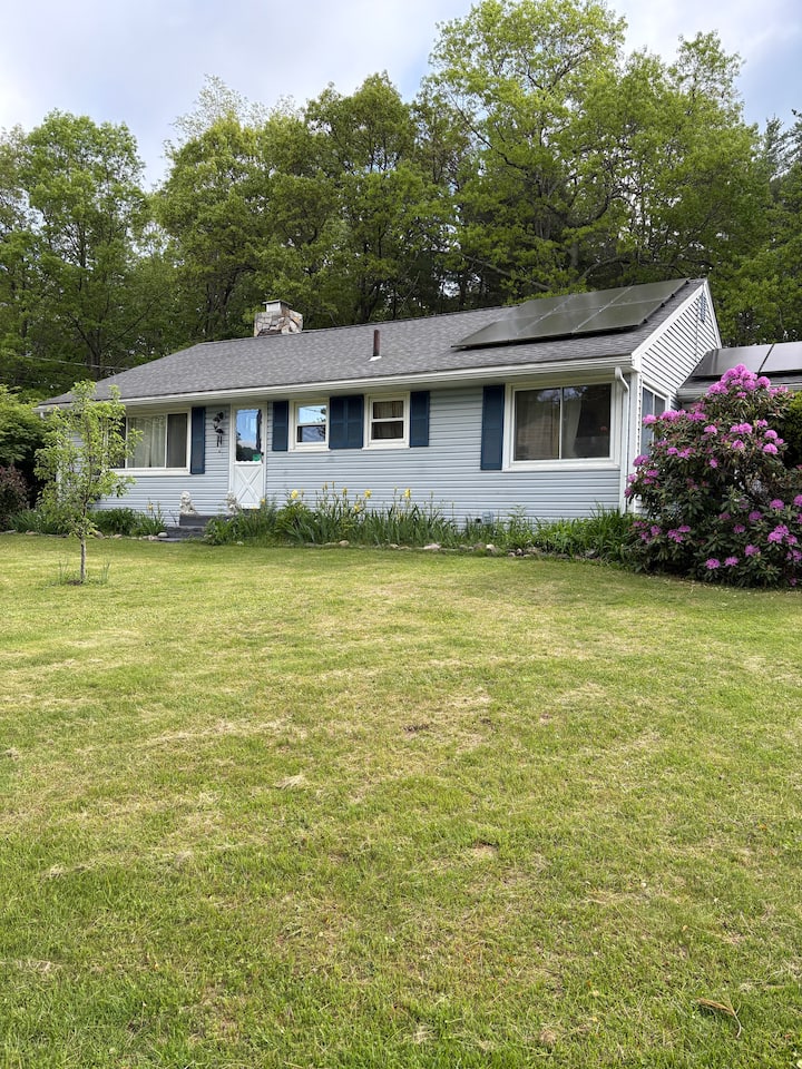 Quiet Addition To Suburb Ranch - Northampton, MA