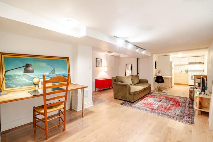 Beautiful Apartment In Dundas West! - Toronto