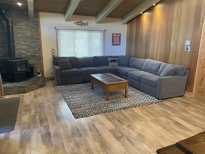 Updated Again! Modern Meets Family Friendly - Mammoth Lakes, CA